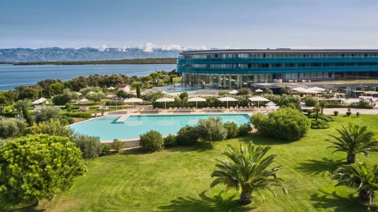 CHEST 2025 - Chest meeting in Chicago | Hotel booking for groups